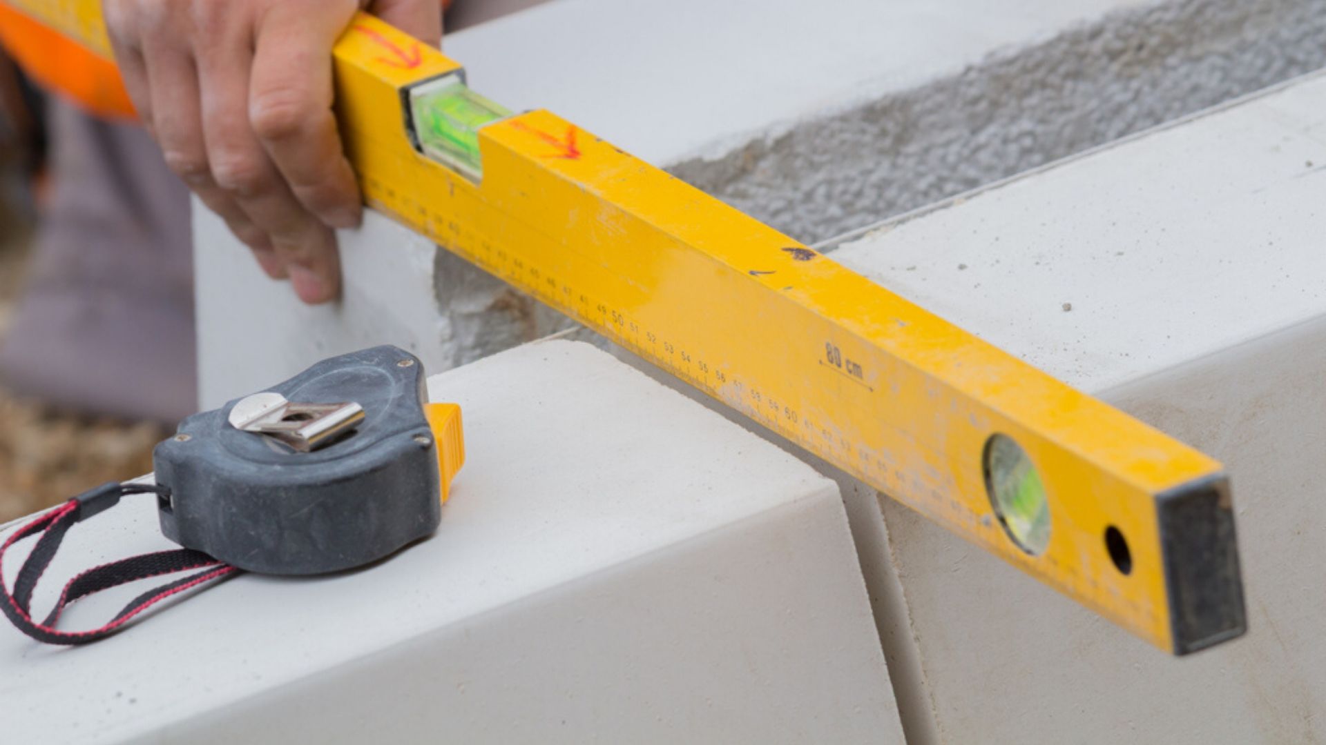 Guida al miglior strumento di misura professionale per geometri e ...